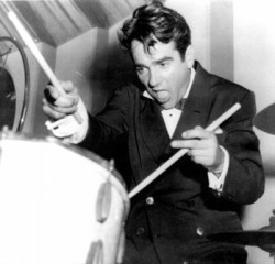 Gene Krupa: Az ember, aki mindent lehetővé tett | Rencana