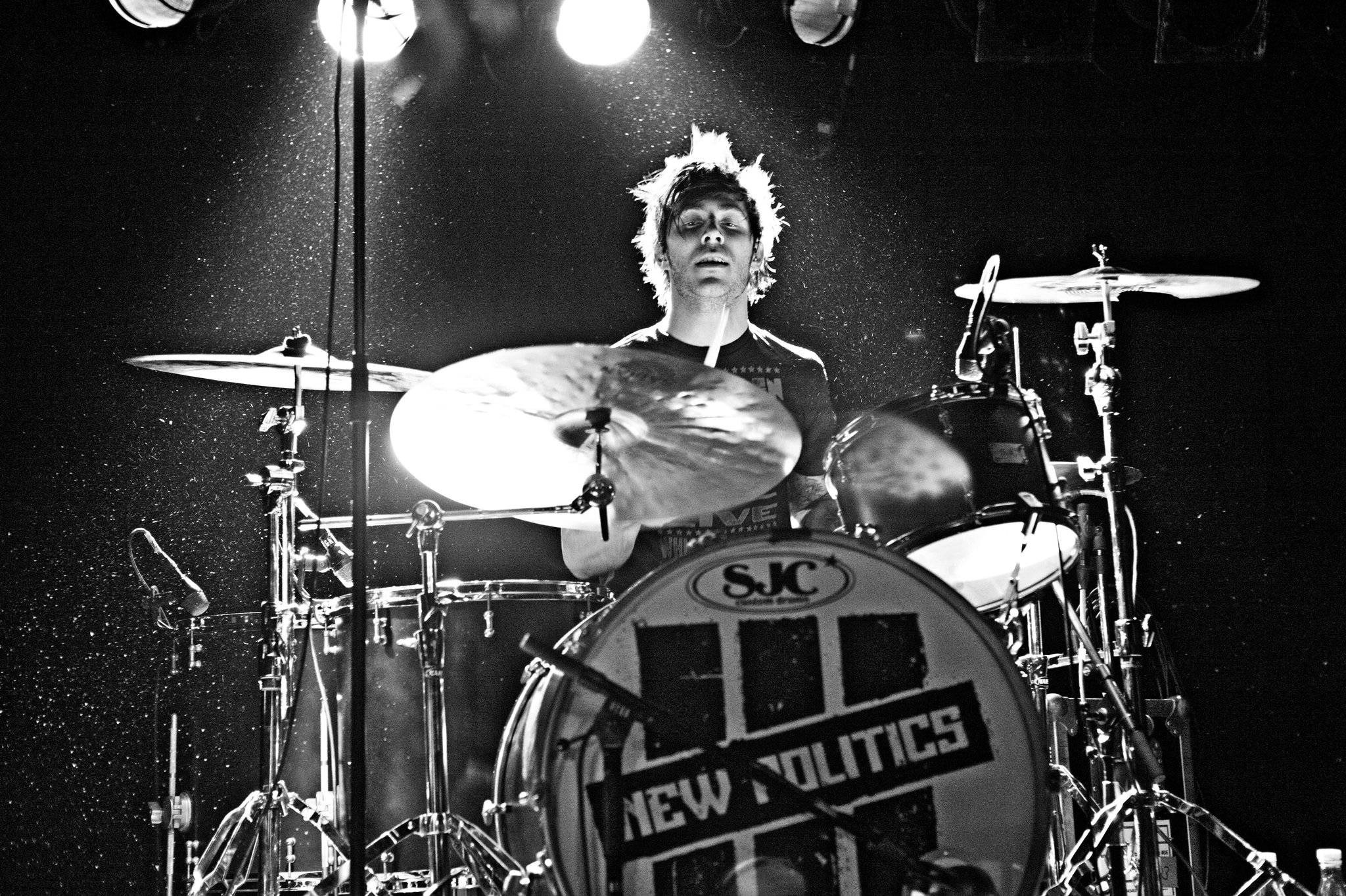 Def Leppard’s Rick Allen: Perseverance | Modern Drummer Magazine