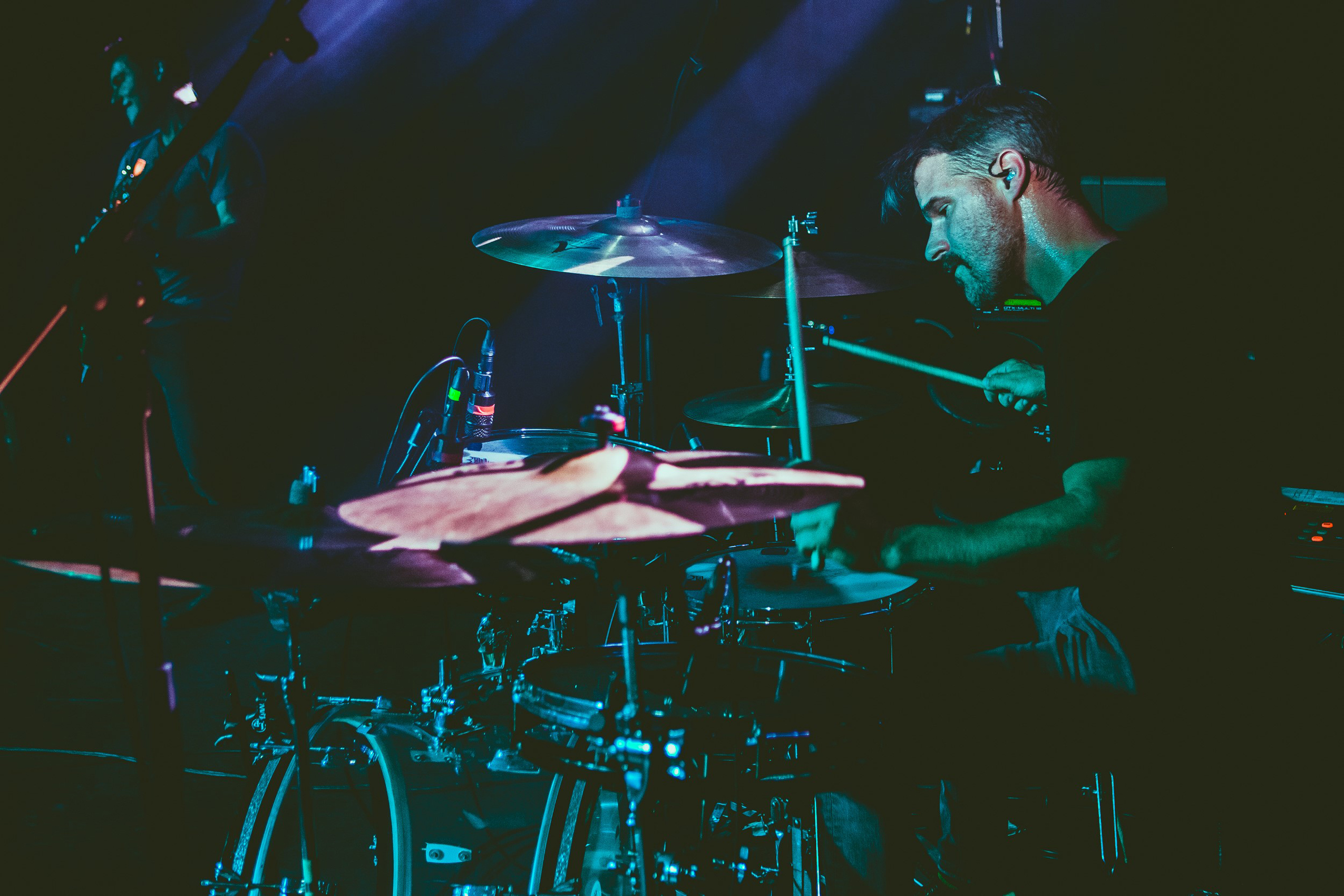 Don Brewer | Modern Drummer Magazine