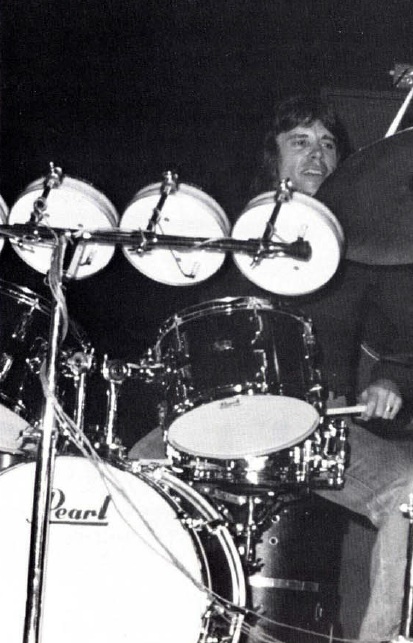 John Guerin - Stretching Out - Modern Drummer Magazine