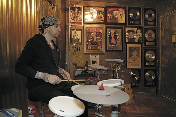 Steven Wolf - Modern Drummer Magazine