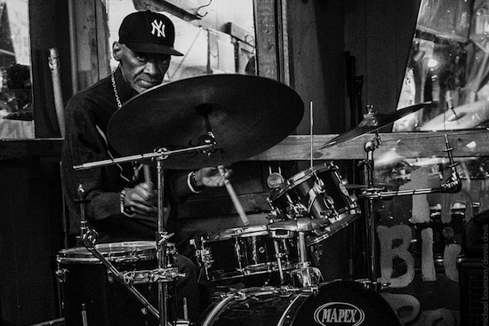 In Memoriam - Dennis Davis - Modern Drummer Magazine