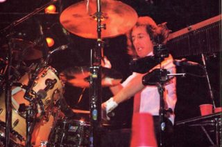 On Topic - Louis Hayes - Modern Drummer Magazine