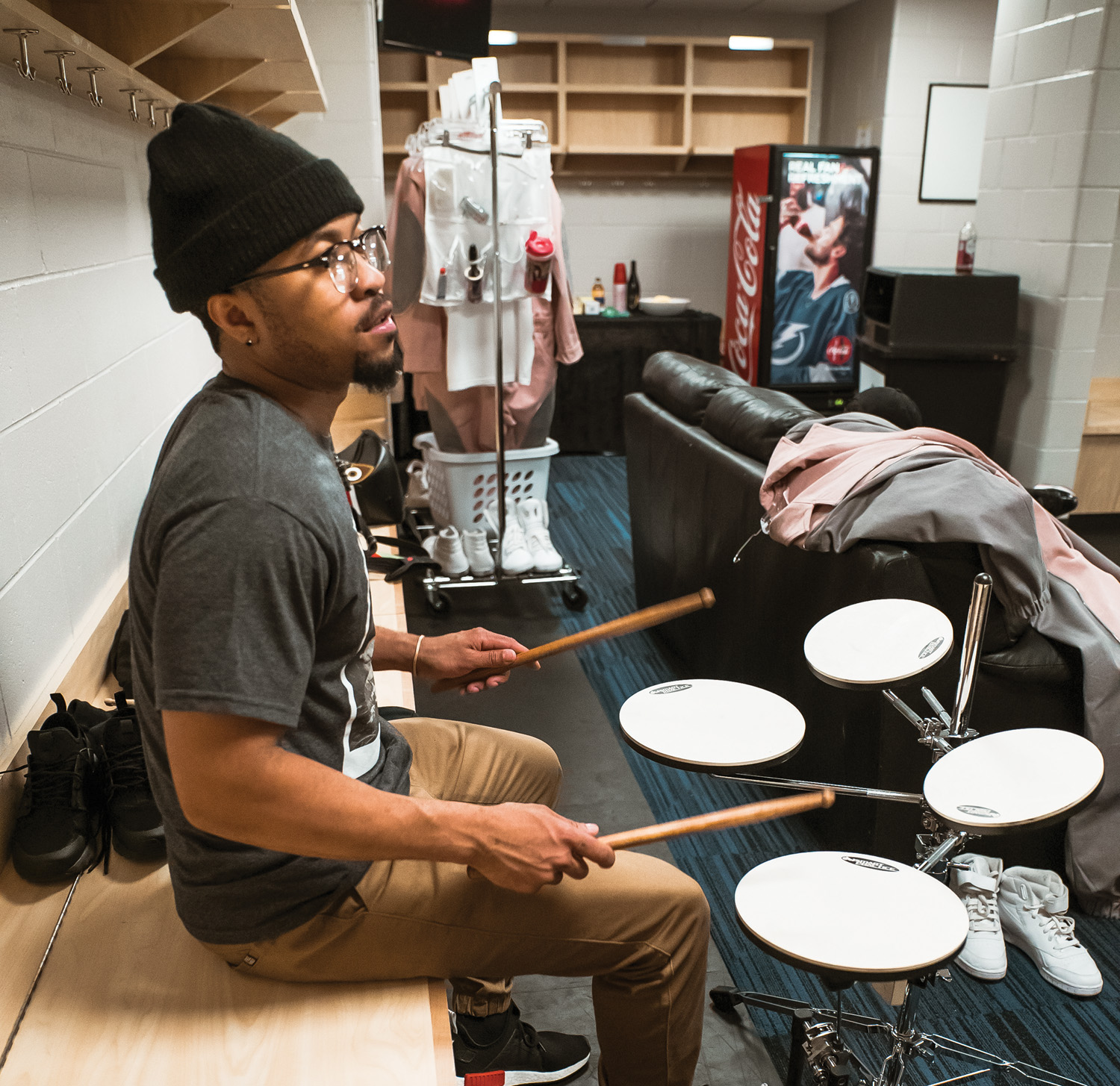 Katy Perry’s Tony Royster Jr. - Modern Drummer Magazine