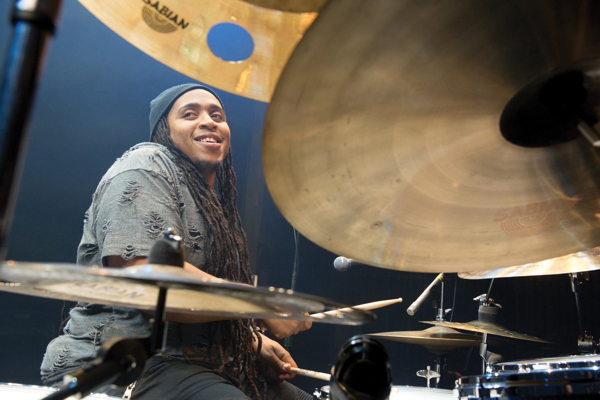 Jamison Ross - Modern Drummer Magazine