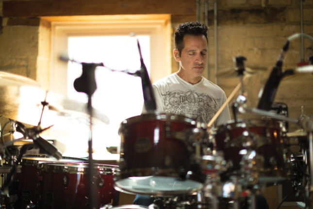 Nick D’Virgilio on Spock’s Beard’s Noise Floor - Modern Drummer Magazine