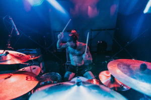 On The Beat with Clay Aeschliman of Polyphia: Talks Blending Techniques ...
