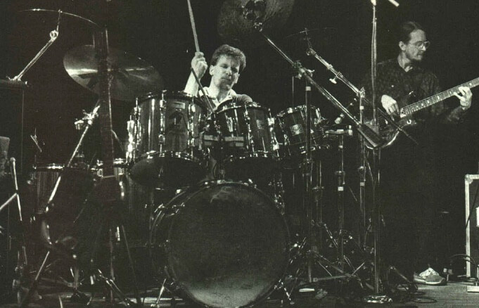 The Different Sides of Gary Husband - Modern Drummer Magazine