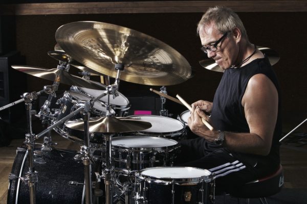 Vinnie Colaiuta - Drummer | Modern Drummer Magazine