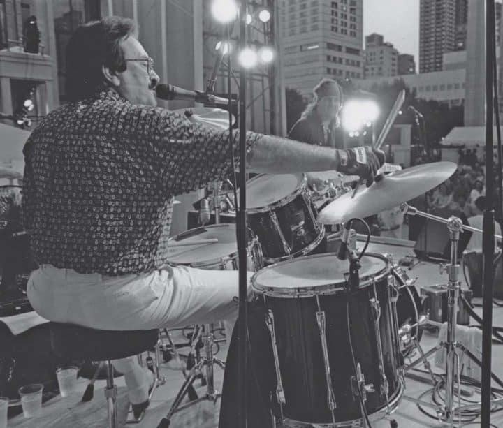 Warren Storm - Modern Drummer Magazine