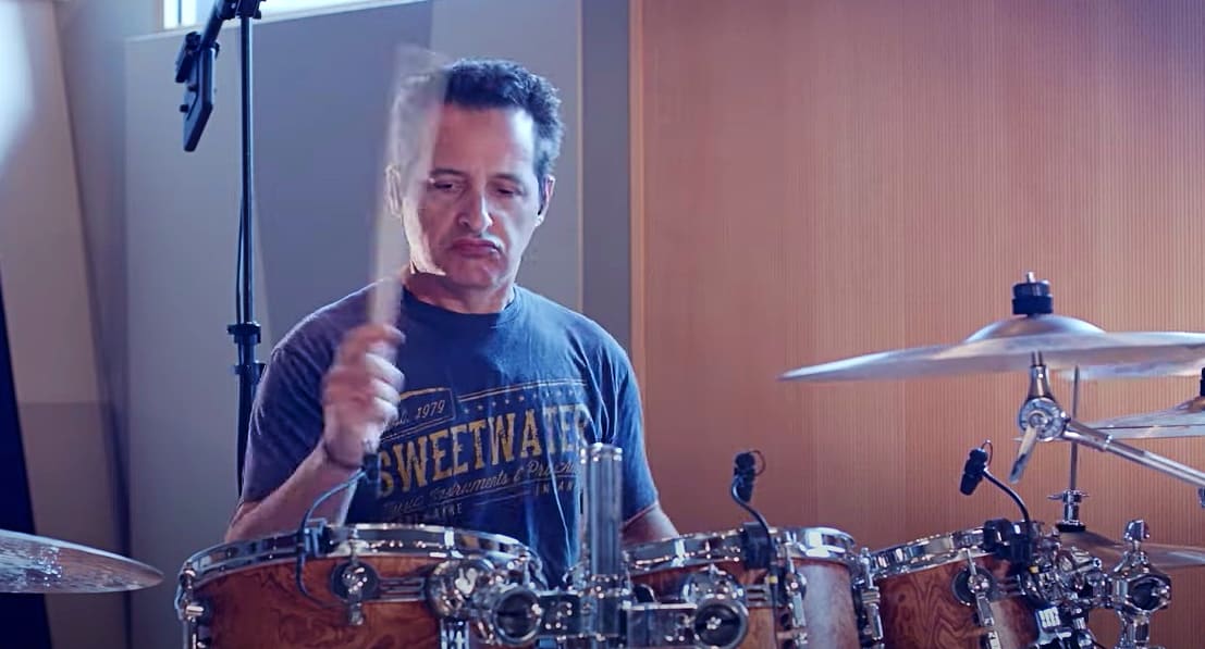 Nick D’Virgilio Plays Through his New Album | Modern Drummer Magazine