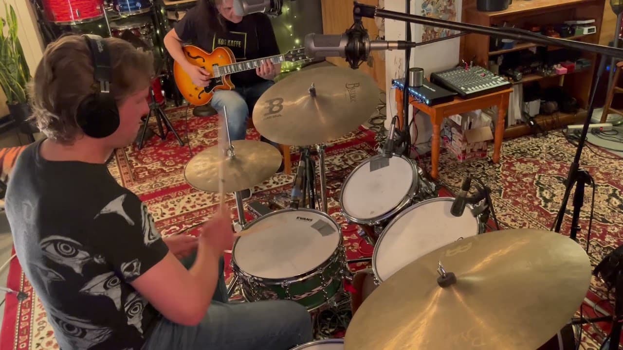 Matt Zebroski Explains the Alex Skolnick Trio’s “Tom Sawyer” Groove ...