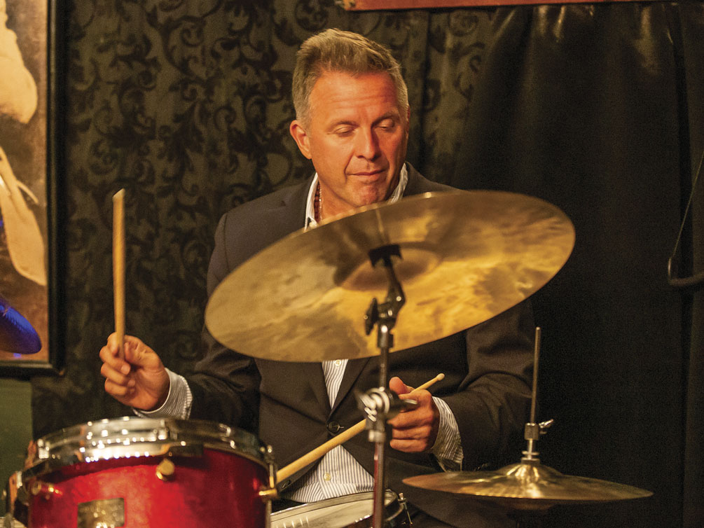 Joe Farnsworth - Drummer | Modern Drummer Magazine