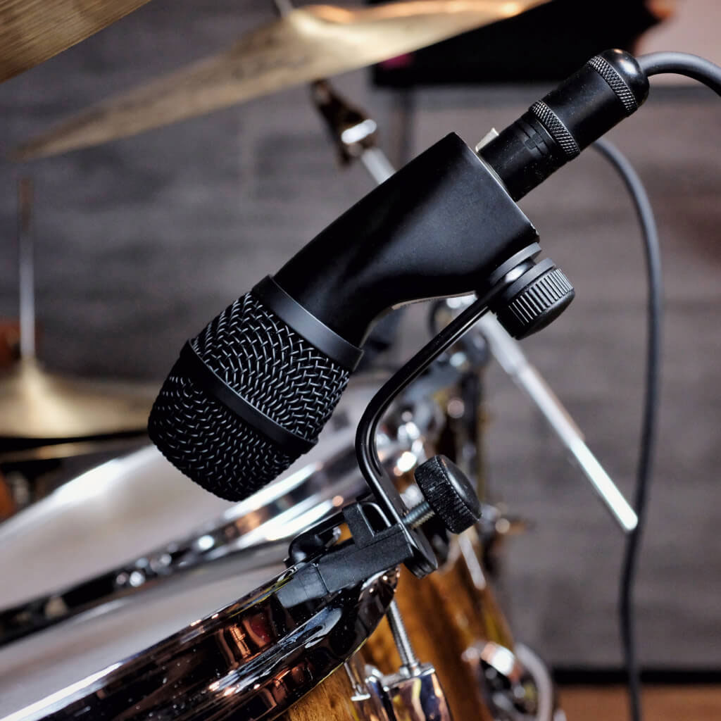 Earthworks Audio DK6 Drum Mic Kit - Modern Drummer Magazine